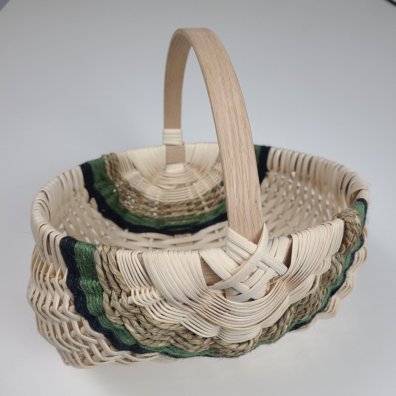 School of Weaving Kit - s08e06 - Traditional Rib Basket